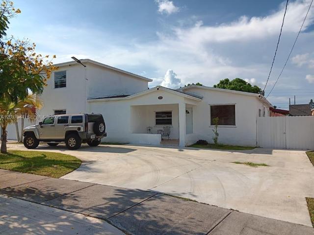 5 bedroom luxury Villa for sale in Miami, Florida