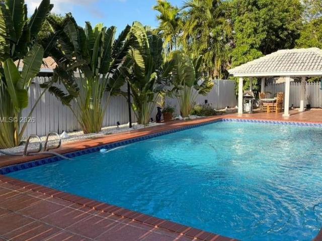 5 bedroom luxury Villa for sale in Miami, Florida