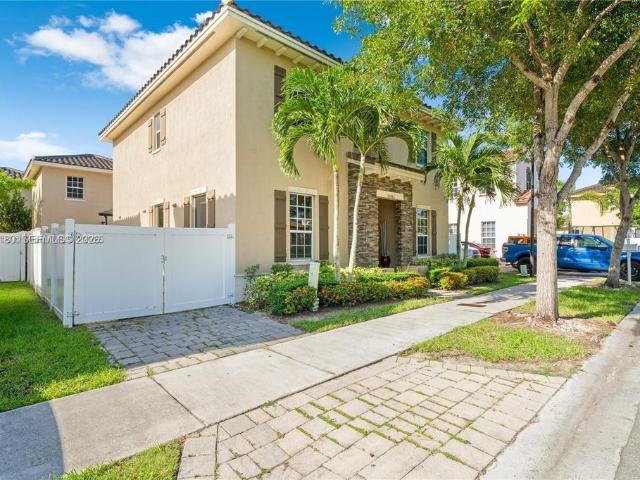 5 bedroom luxury Villa for sale in Miami, Florida