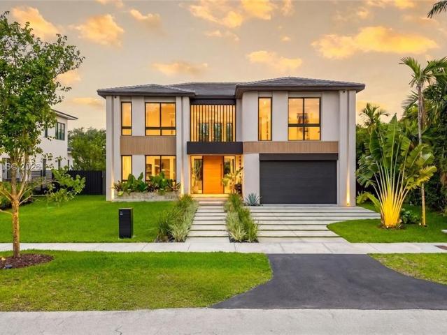 5 bedroom luxury Villa for sale in Miami, Florida