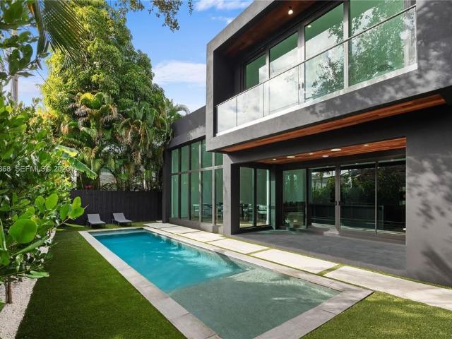 5 bedroom luxury Villa for sale in Miami, Florida