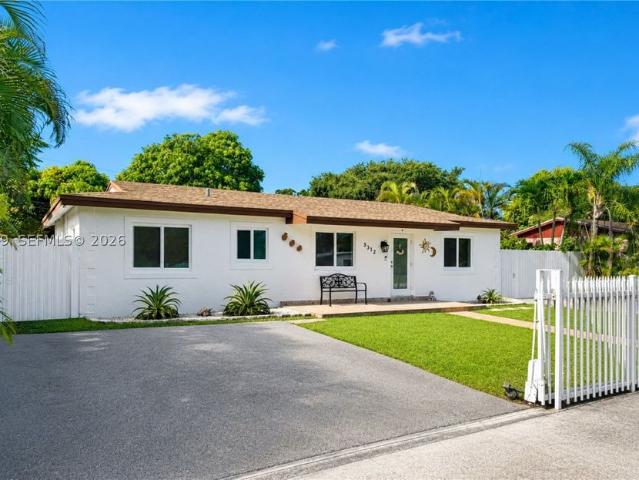 5 bedroom luxury Villa for sale in Miami Gardens, United States