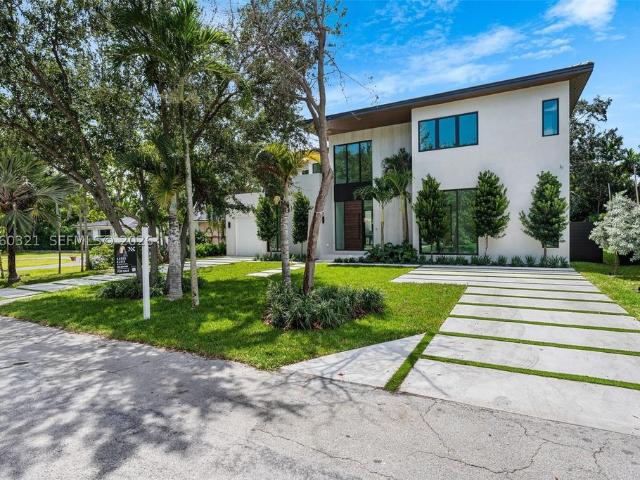5 bedroom luxury Villa for sale in Miami Shores, Florida