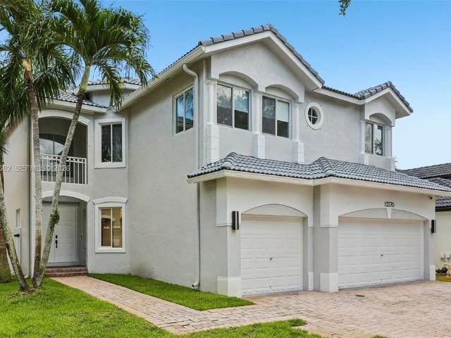 5 bedroom luxury Villa for sale in Miramar, Florida