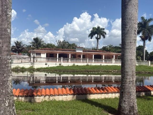 5 bedroom luxury Villa for sale in Miramar, Florida