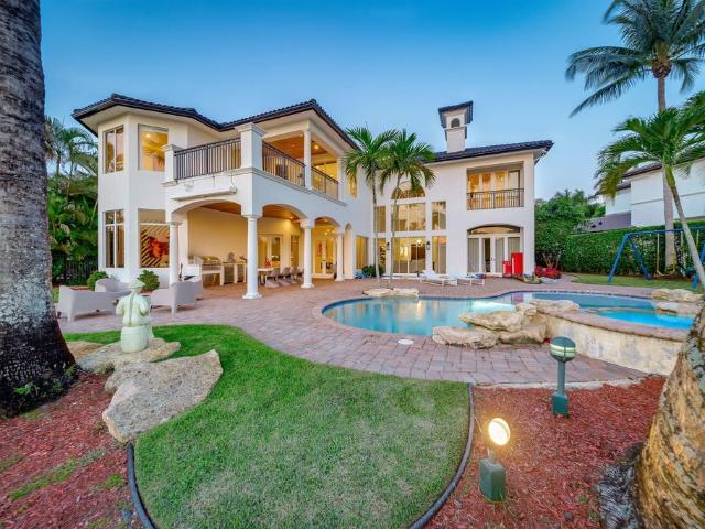5 bedroom luxury Villa for sale in Boca Raton, Florida