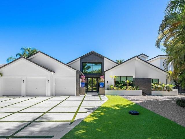 6 bedroom luxury Villa for sale in Boca Raton, Florida