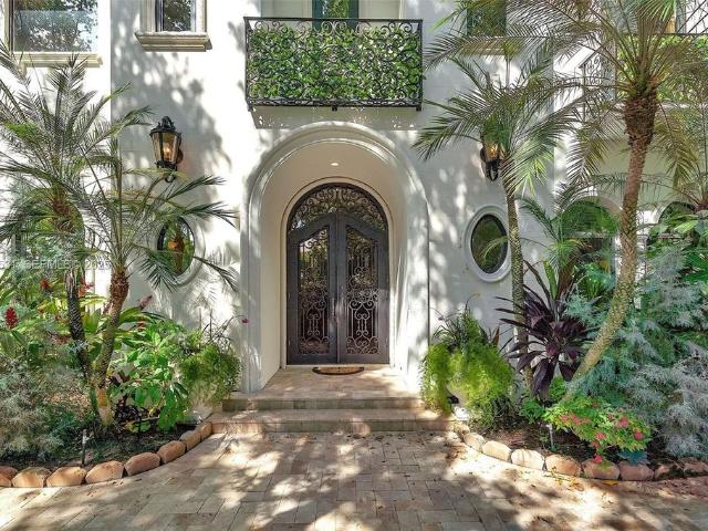 5 bedroom luxury Villa for sale in Boca Raton, Florida