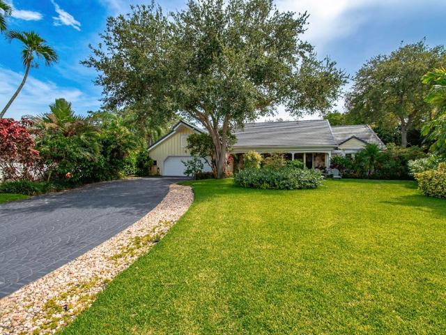 5 bedroom luxury Villa for sale in Boca Raton, Florida