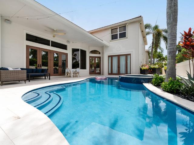 5 bedroom luxury Villa for sale in Boca Raton, Florida