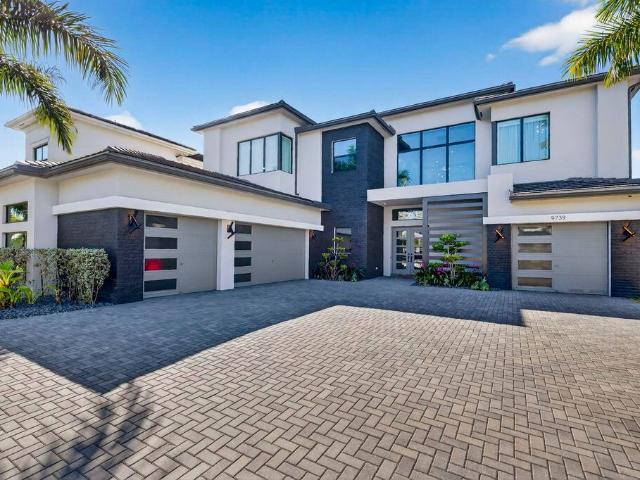 5 bedroom luxury Villa for sale in Boca Raton, Florida