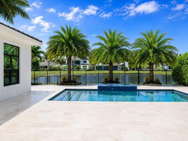 5 bedroom luxury Villa for sale in Boca Raton, Florida