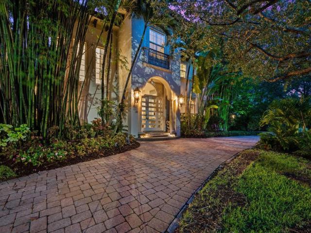 5 bedroom luxury Villa for sale in Boynton Beach, Florida
