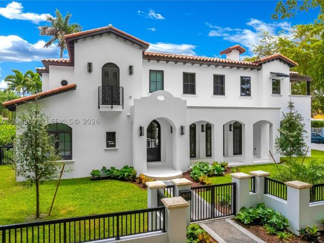 5 bedroom luxury Villa for sale in Coral Gables, Florida