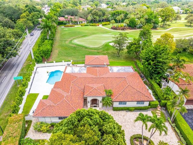 5 bedroom luxury Villa for sale in Coral Gables, Florida