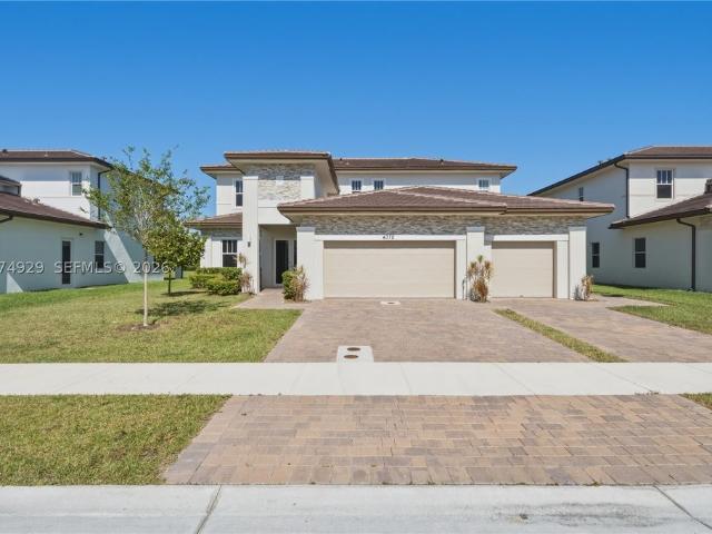 5 bedroom luxury Villa for sale in Davie, Florida