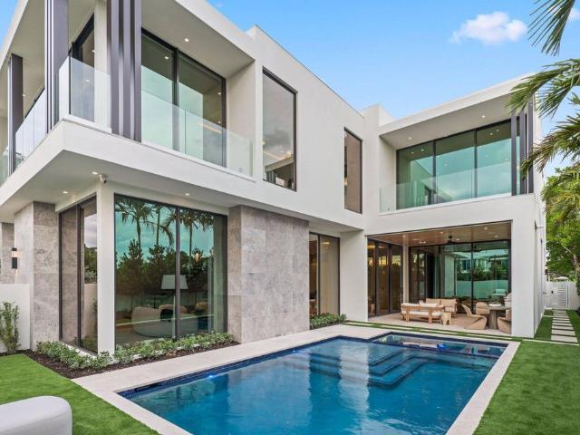 5 bedroom luxury Villa for sale in Delray Beach, Florida