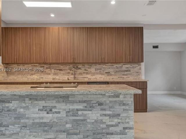 5 bedroom luxury Villa for sale in Fort Lauderdale, Florida