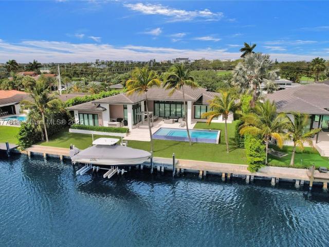 5 bedroom luxury Villa for sale in Hallandale, United States