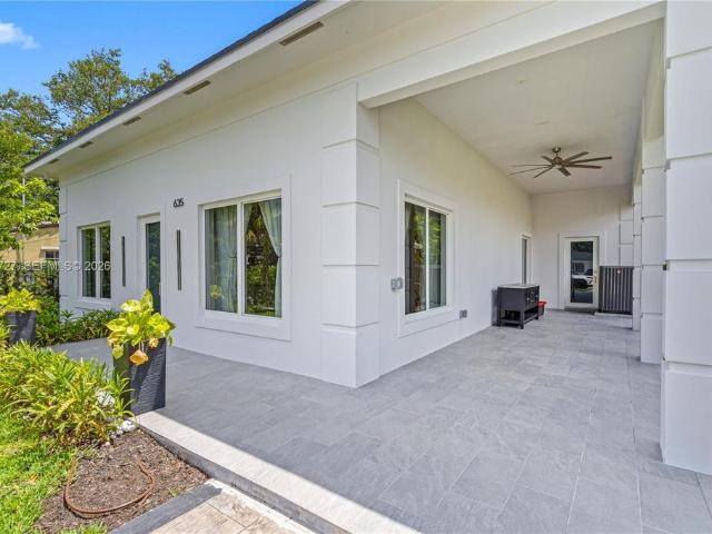 5 bedroom luxury Villa for sale in Hallandale, United States