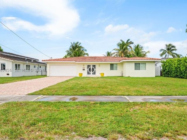 5 bedroom luxury Villa for sale in Hialeah, Florida