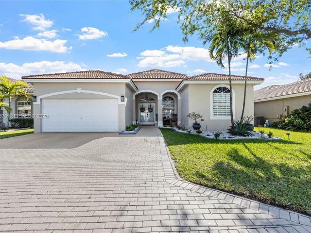 5 bedroom luxury Villa for sale in Homestead, Florida