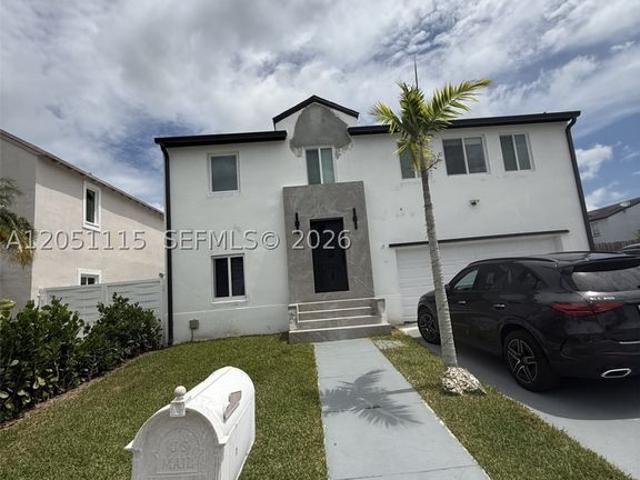5 bedroom luxury Villa for sale in Homestead, Florida