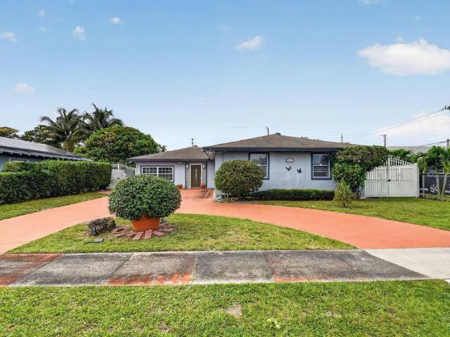 5 bedroom luxury Villa for sale in Lake Worth, United States