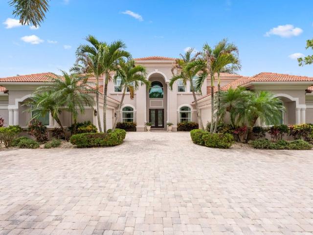 5 bedroom luxury Villa for sale in Palm City, Florida