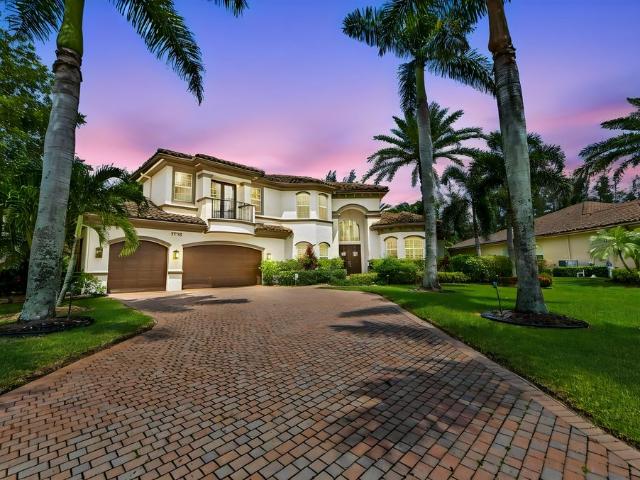 5 bedroom luxury Villa for sale in Palm Beach Gardens, Florida