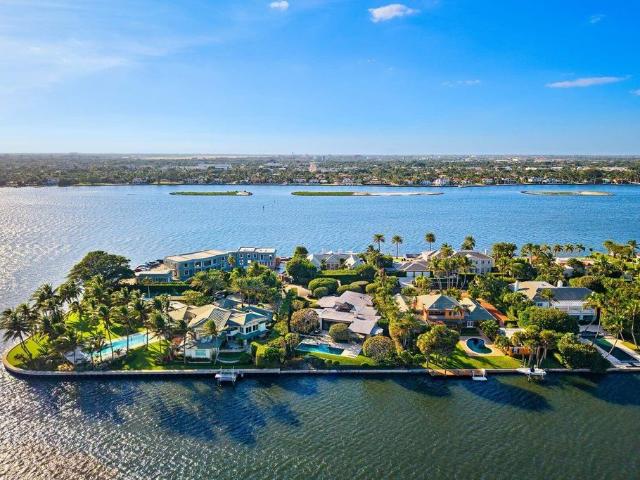 5 bedroom luxury Villa for sale in Palm Beach, Florida