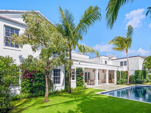 5 bedroom luxury Villa for sale in Palm Beach, Florida