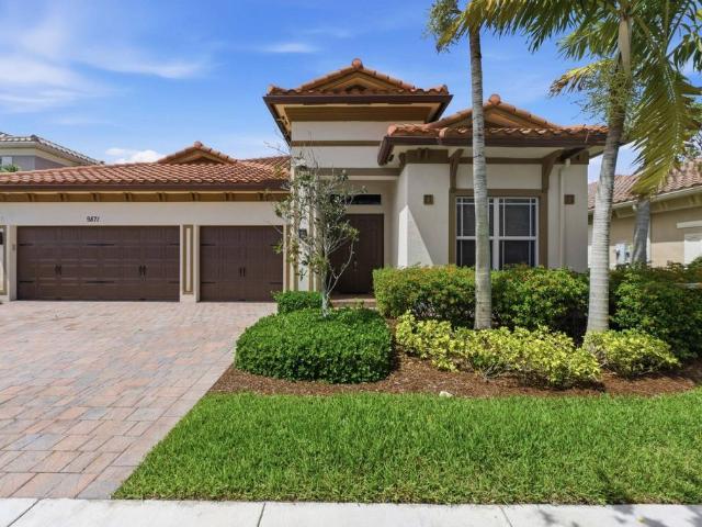 5 bedroom luxury Villa for sale in Parkland, Florida