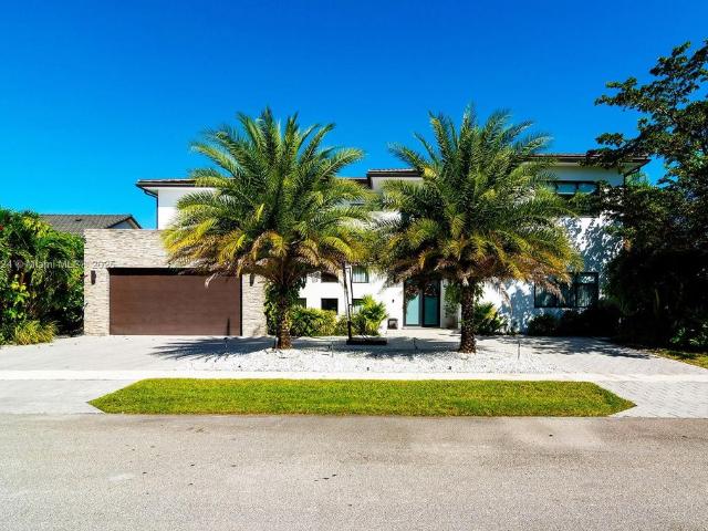 5 bedroom luxury Villa for sale in Plantation, Florida