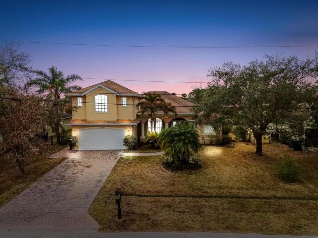 5 bedroom luxury Villa for sale in Port Saint Lucie, Florida