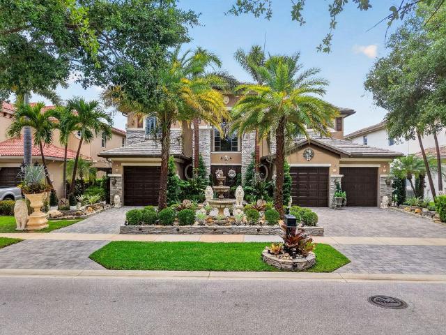 5 bedroom luxury Villa for sale in Royal Palm Beach, Florida