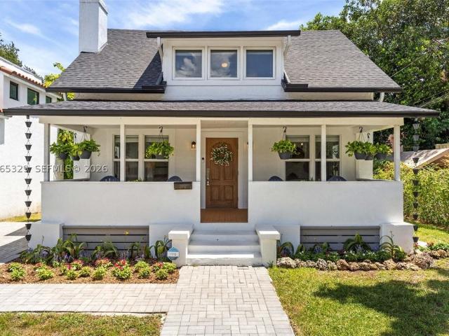 5 bedroom luxury Villa for sale in South Miami, Florida