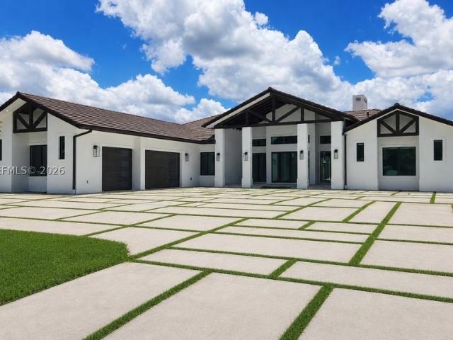 5 bedroom luxury Villa for sale in Southwest Ranches, Florida
