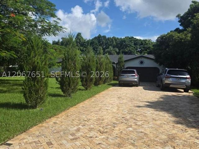 5 bedroom luxury Villa for sale in Southwest Ranches, Florida