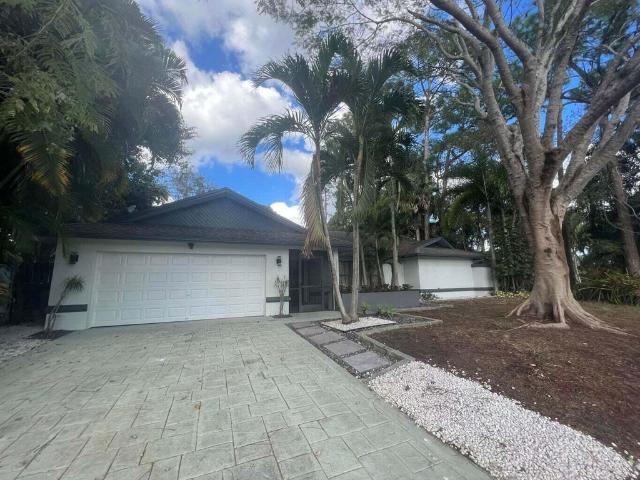 5 bedroom luxury Villa for sale in Wellington, Florida