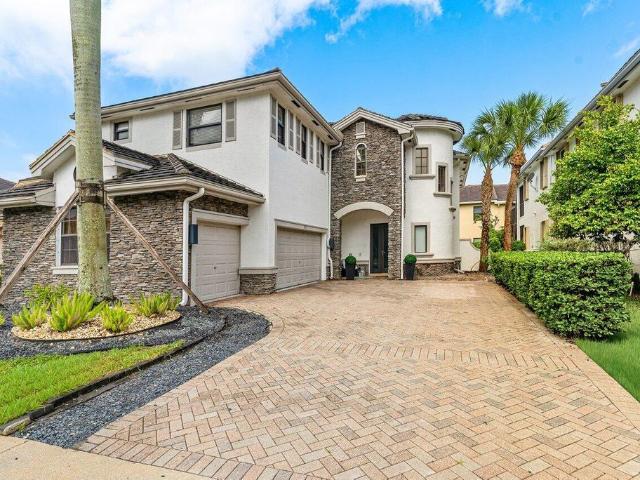 5 bedroom luxury Villa for sale in Wellington, Florida