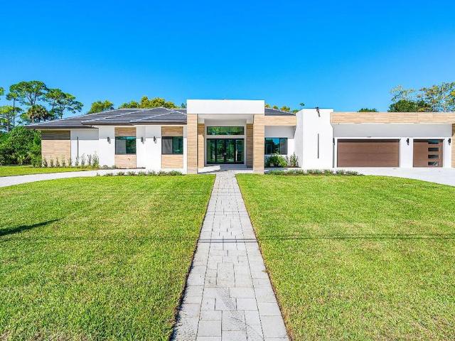 5 bedroom luxury Villa for sale in Wellington, Florida