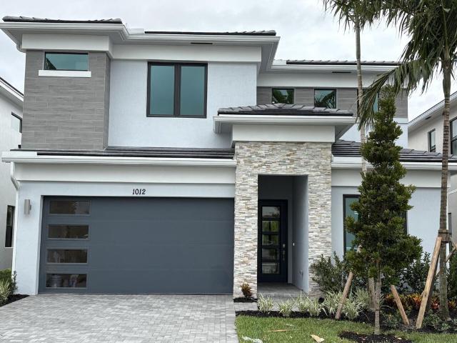 5 bedroom luxury Villa for sale in Wellington, Florida