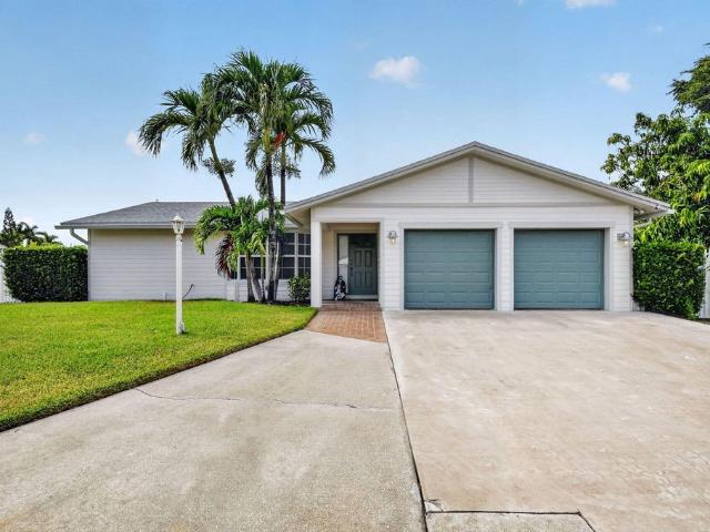 5 bedroom luxury Villa for sale in West Palm Beach, Florida