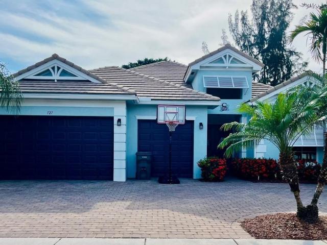 5 bedroom luxury Villa for sale in West Palm Beach, Florida