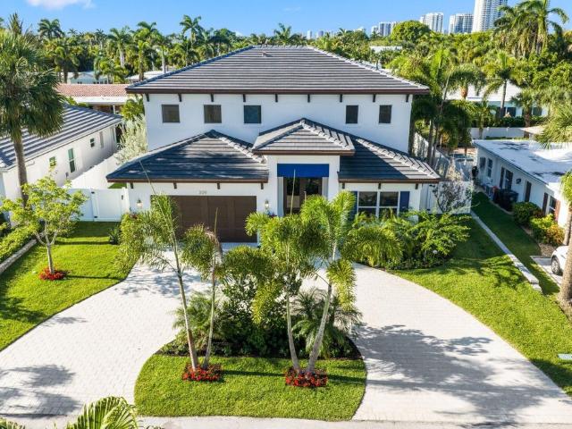 5 bedroom luxury Villa for sale in West Palm Beach, Florida