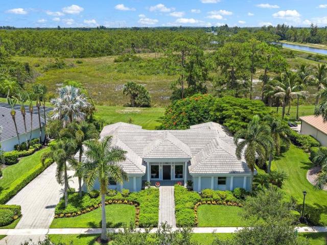 5 bedroom luxury Villa for sale in West Palm Beach, Florida