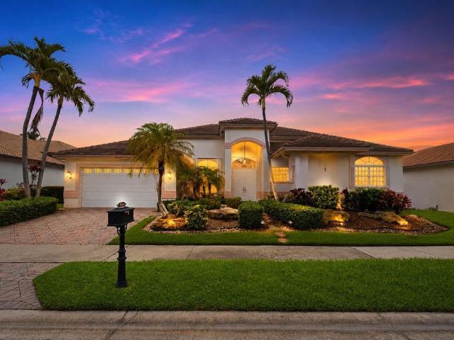 5 bedroom luxury Villa for sale in Weston, Florida