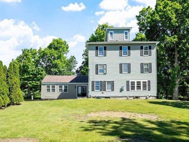 5 bedroom, Lunenburg MA 01462 104808159