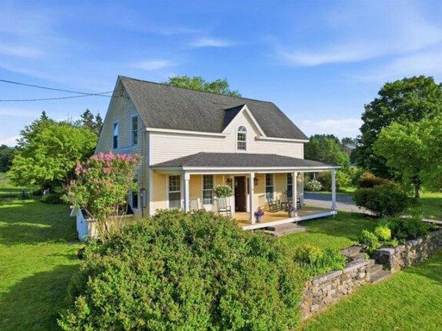 5 bedroom, Lyndon VT 05851 104406520